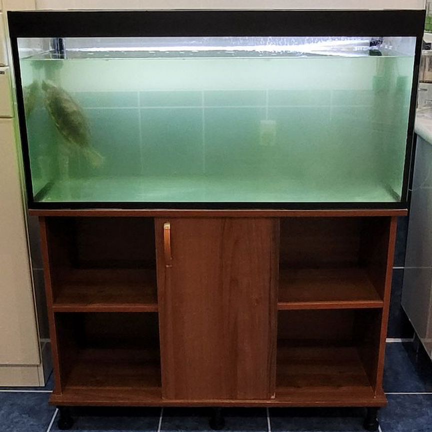 Аквариум 200л