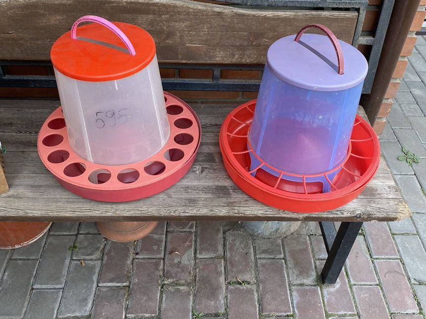 Кормушки для куриц