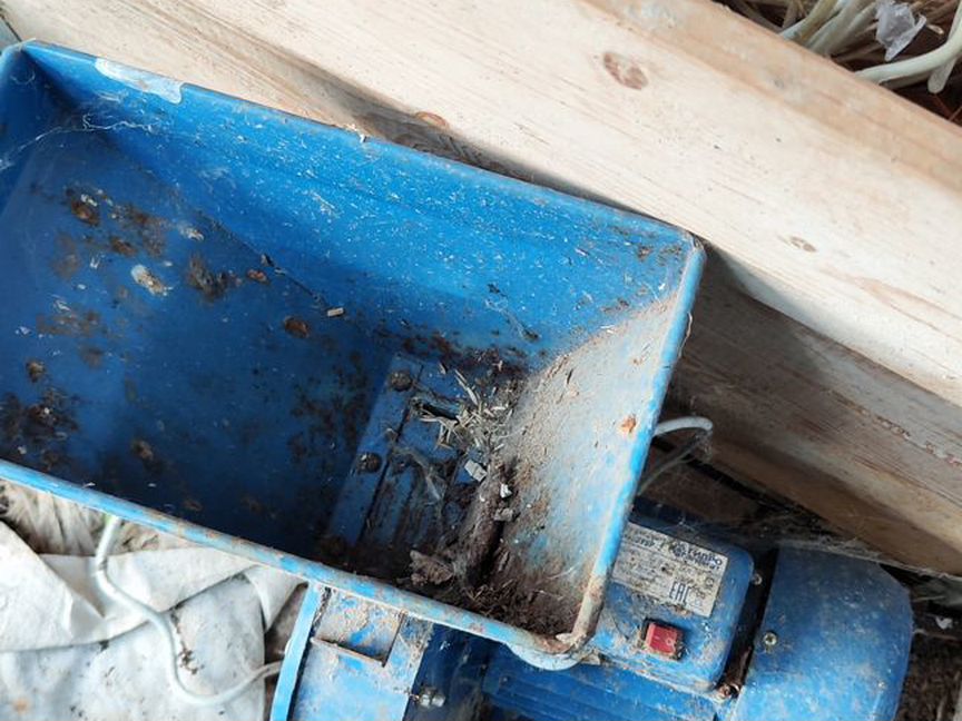 Кормоизмельчитель бу