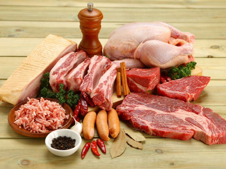 Колбаса, мясо на корм