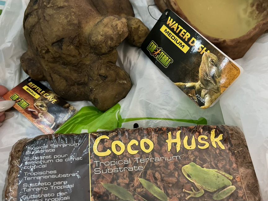 Exo terra Укрытие+поилка+кокосовый субстрат 7л