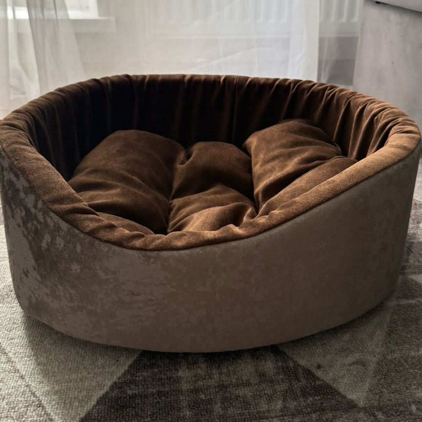 Лежанка для кошки,собаке