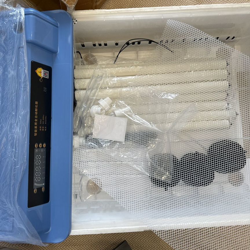 Инкубатор для яиц автоматический