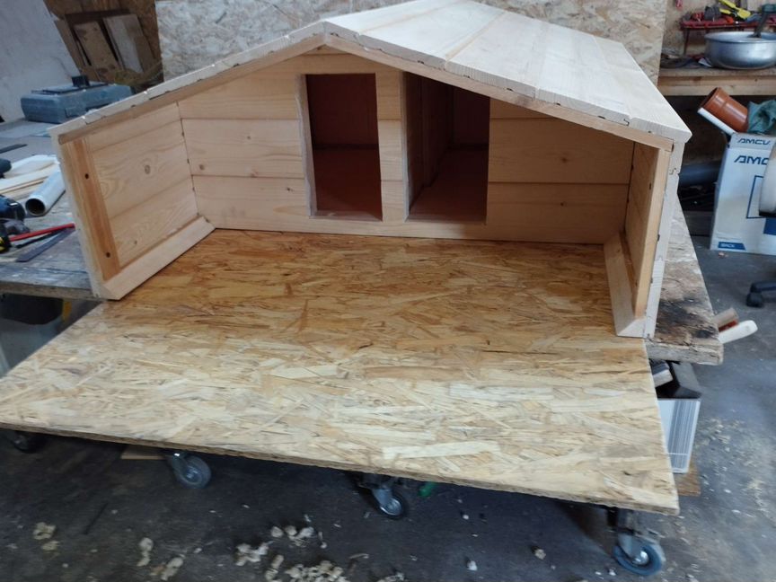 Домик Конура для собак кошек или кроликов