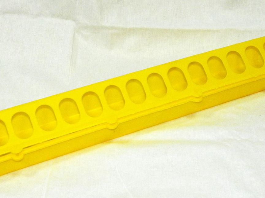 Лотковая кормушка для суточных цыплят