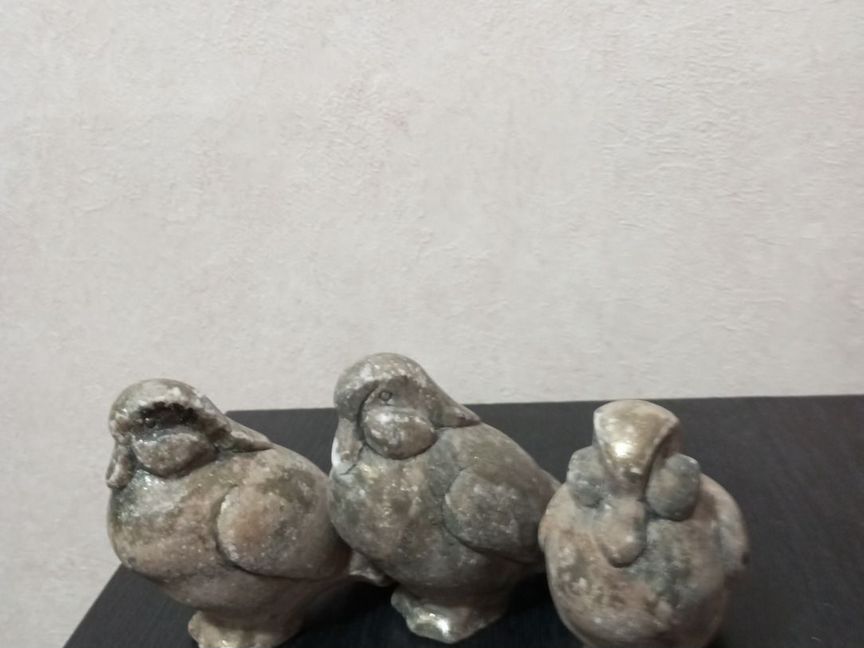 Голубь, кальцит