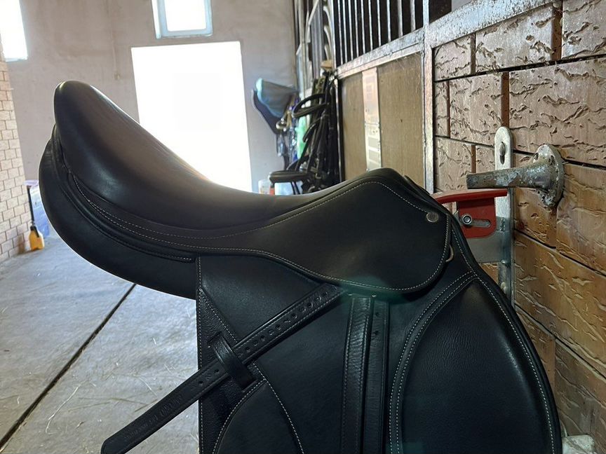 Седло конкурное Equiline EQ1