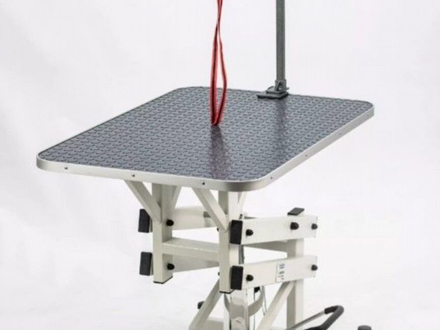 Стол для груминга с подъемником