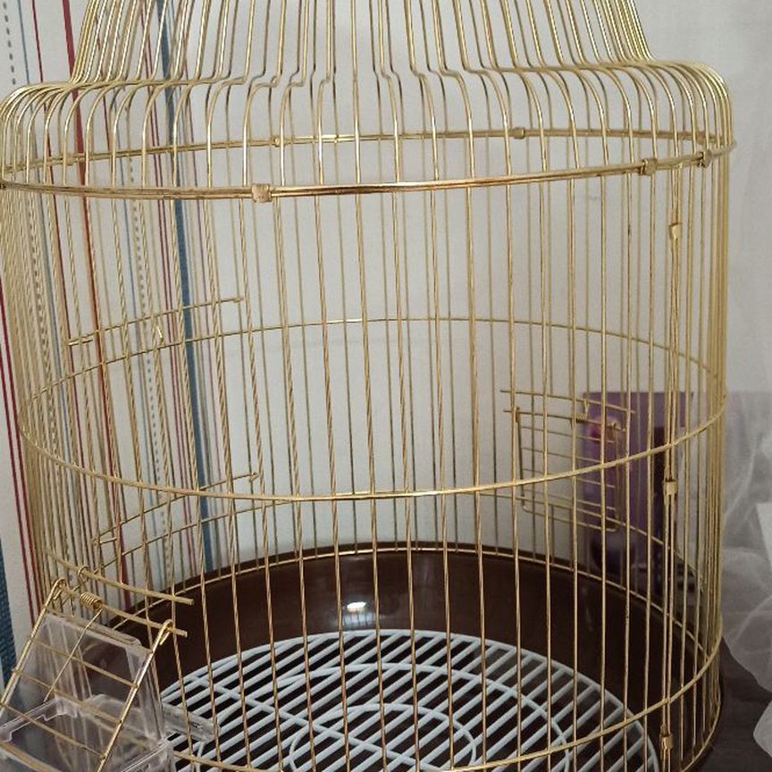 Продаю клетку для попугая