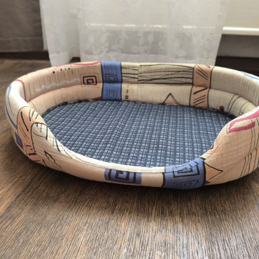 Лежанка для собак