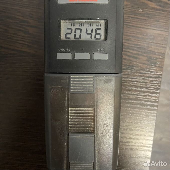 Автоматическая кормушка для рыб eheim