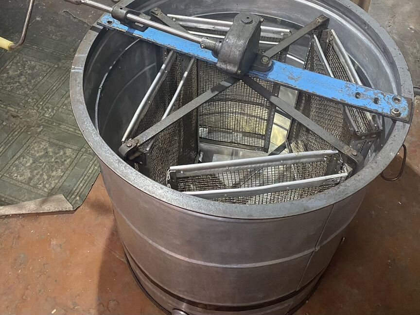 Продам медогонку