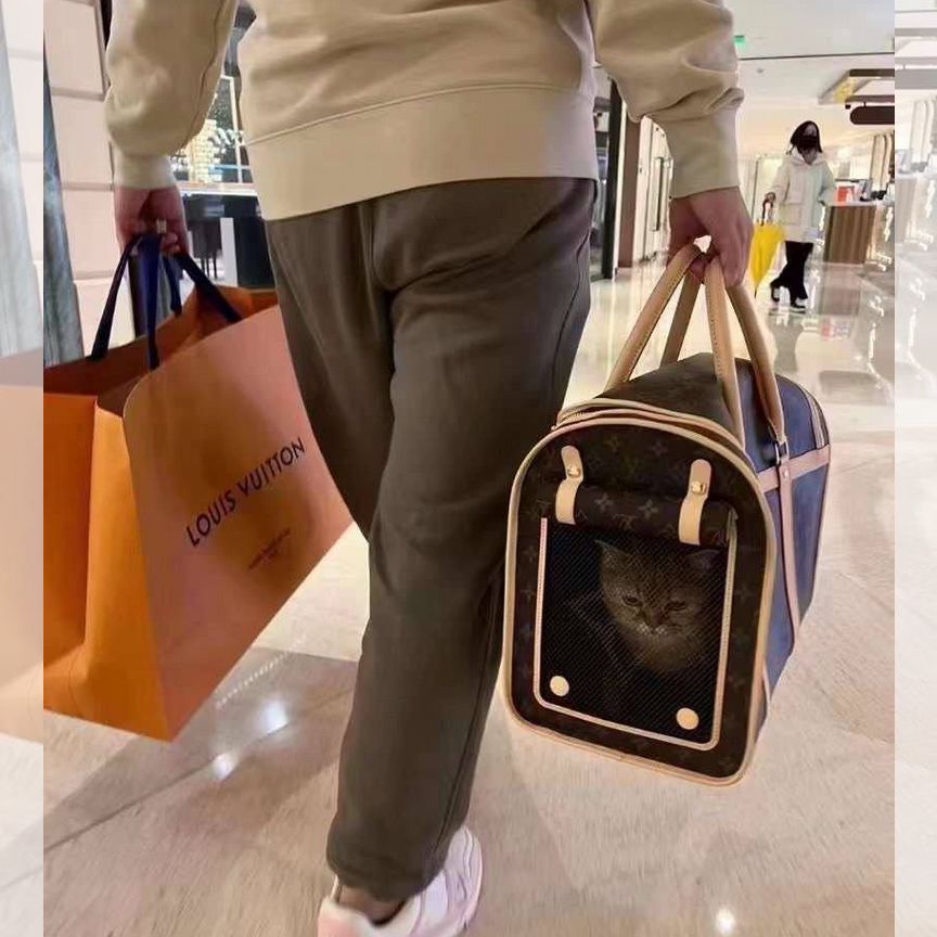 Переноска для собак и кошек