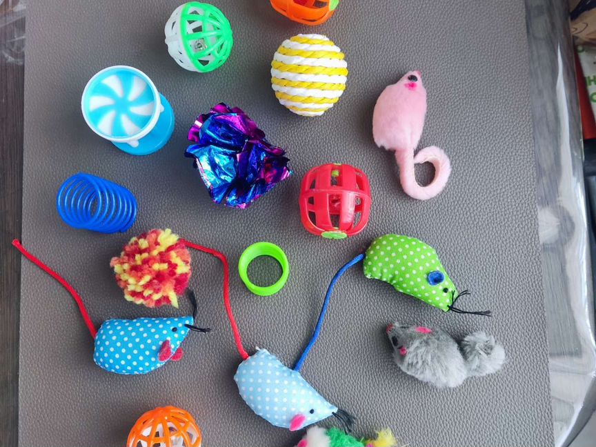 Для котëнка, кошки игрушки)