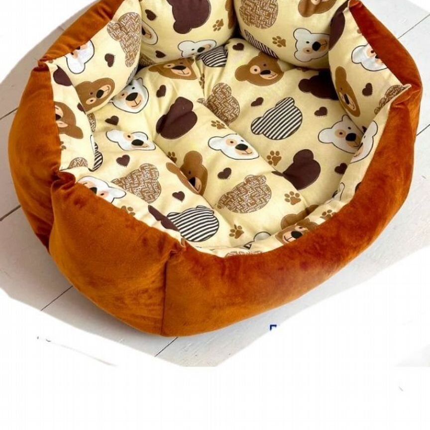 Лежанка для кошек и собак мелких пород