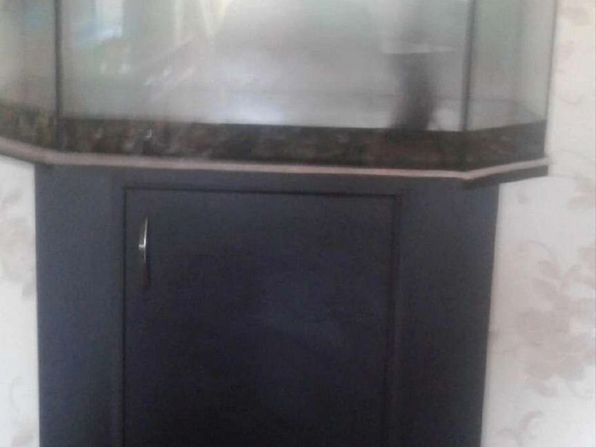 Аквариум с тумбой 100л(подходит под террариум)