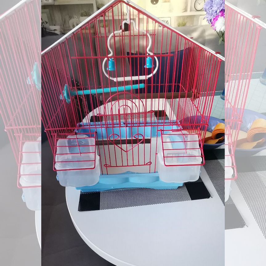 Продам клетку для попугаев