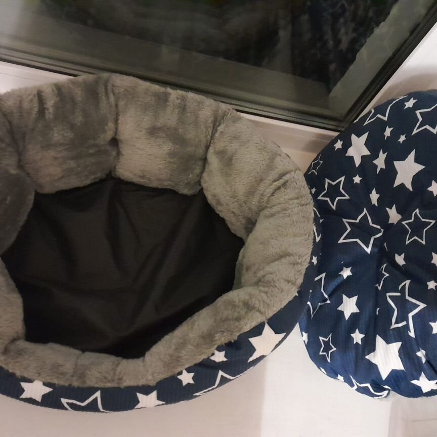 Лежанка для кота