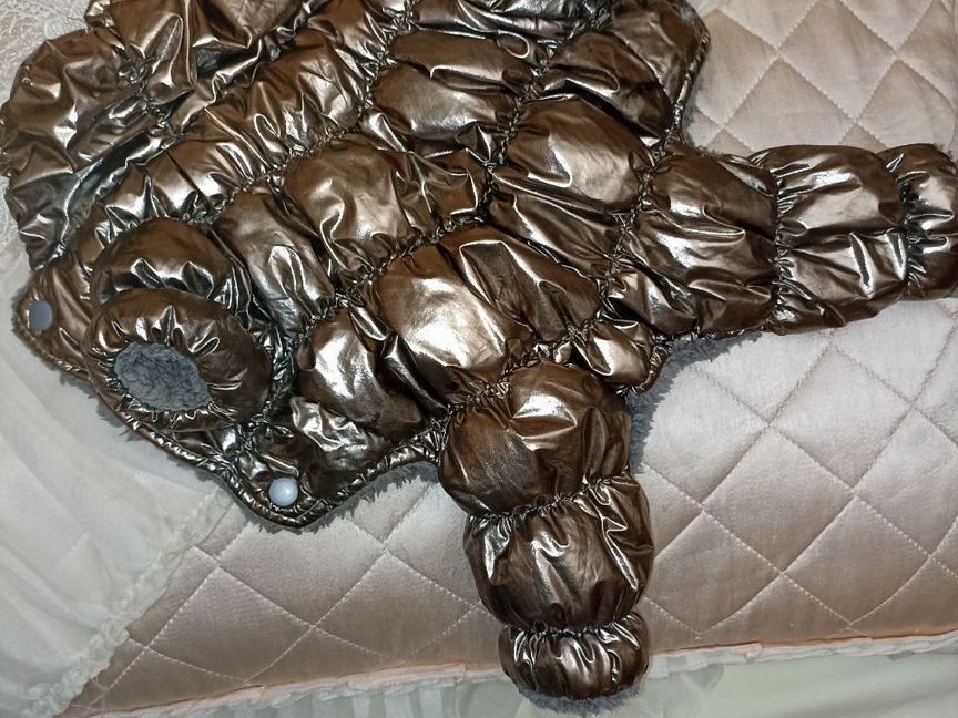 Тепленький комбез на маленькую собачку