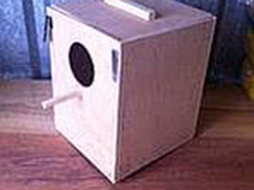 Гнездо для попугаев