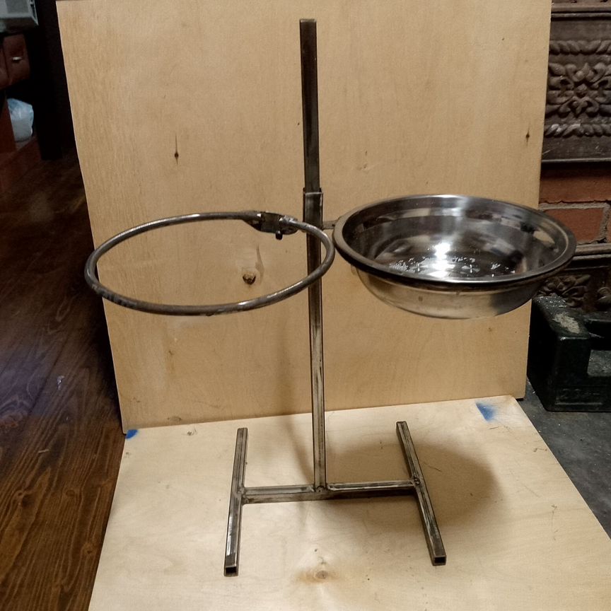 Продам штатив для собаки