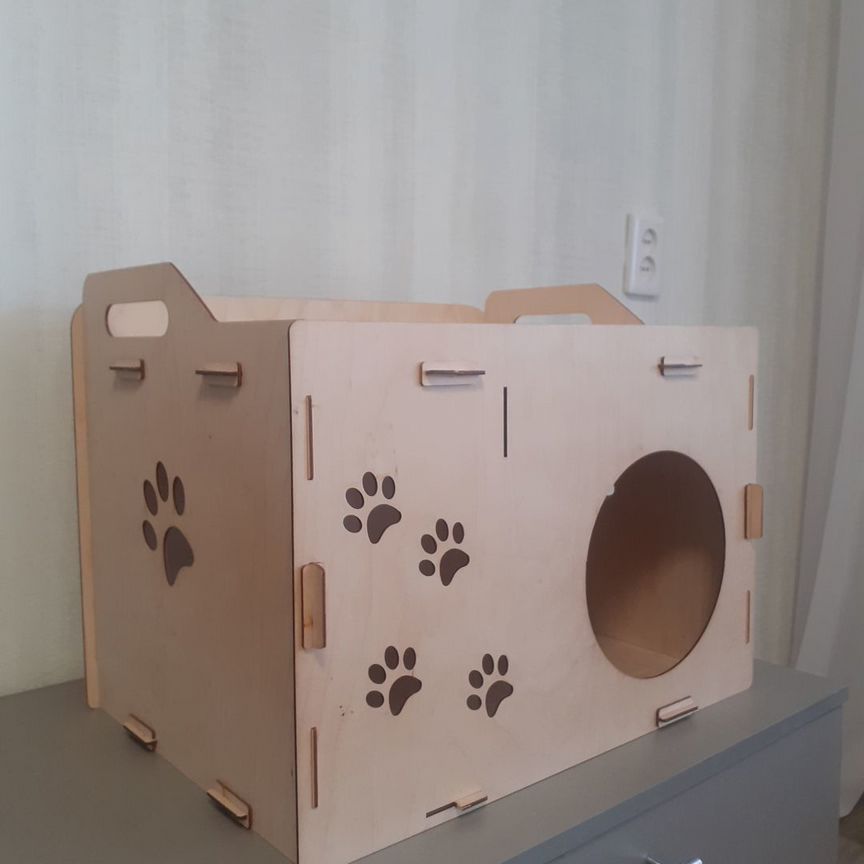 Домик деревянный