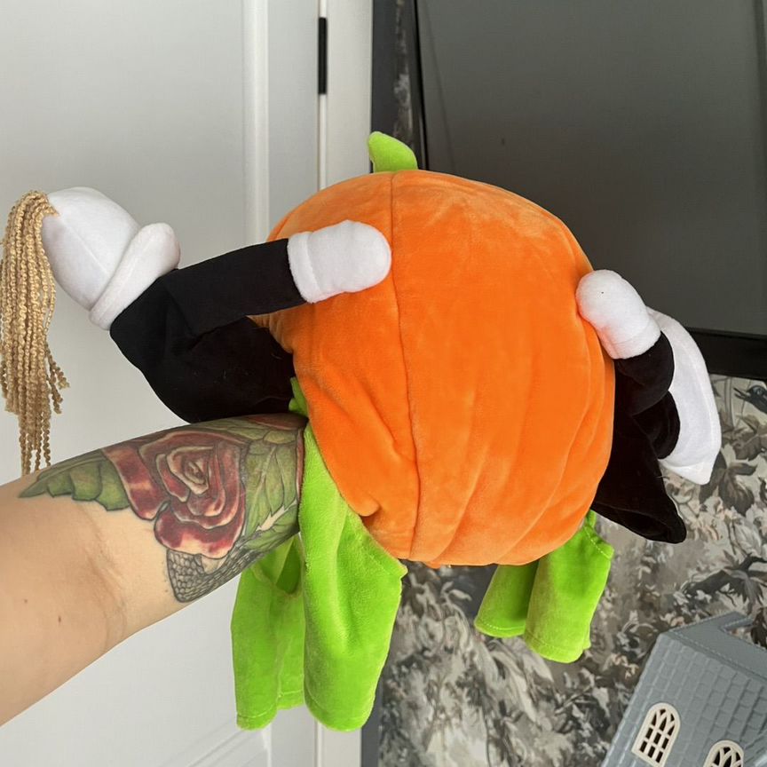 Несущий тыкву костюм для собаки m