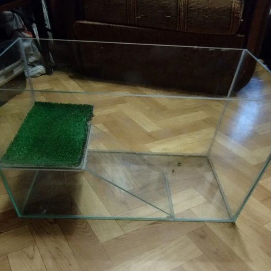 Продам аквариум для красноухой черепахи 40 л