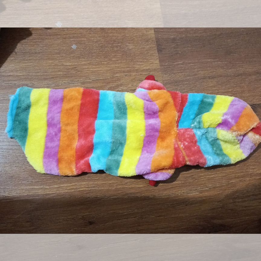 Одежда для собак мелких пород отдам