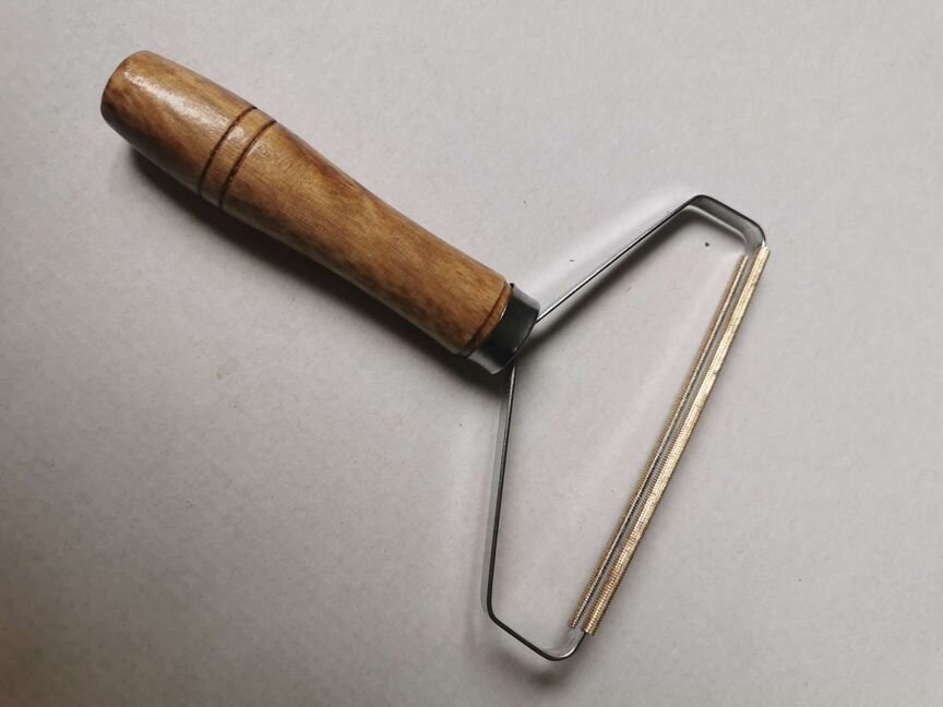 Щётка для одежды, мебели,ковров от шерсти животных