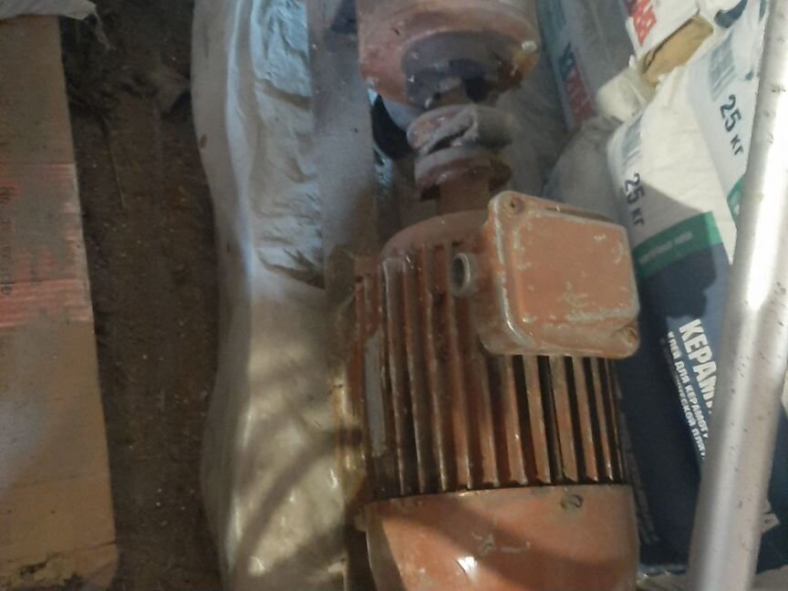 Зернодробилка бу