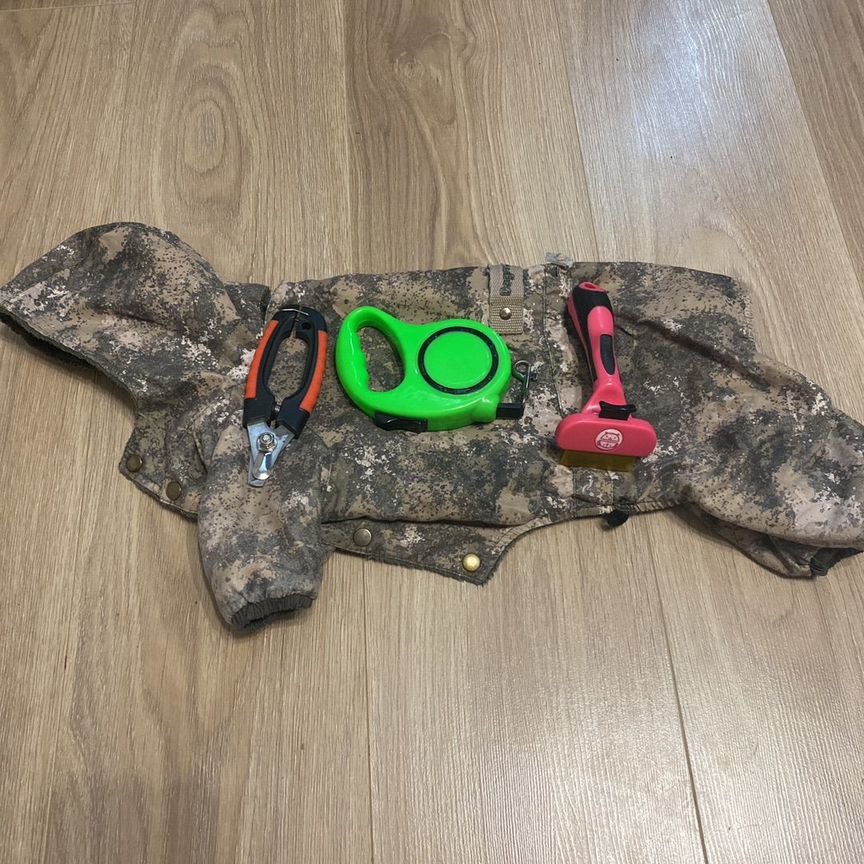 Костюм и принадлежности для собаки малой породы