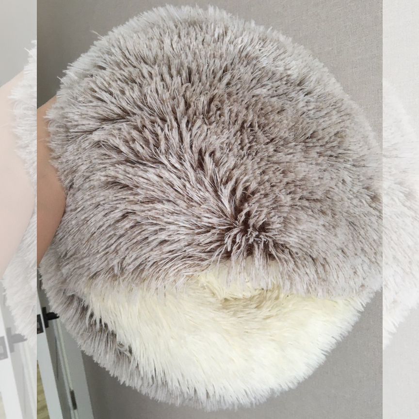 Лежанка для кошек новая