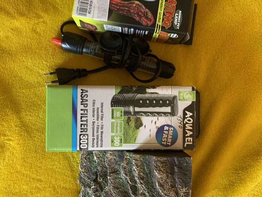 Фильтр для воды, нагреватель, лампочка, островок