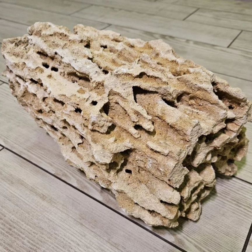 Камень песчанник большой