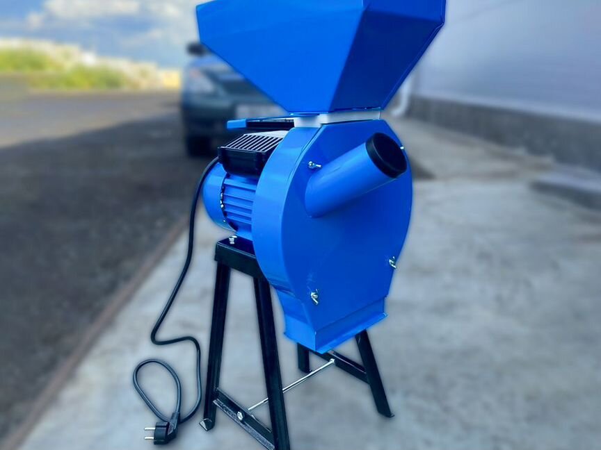 Зернодробилка электрическая,кормоизмельчитель