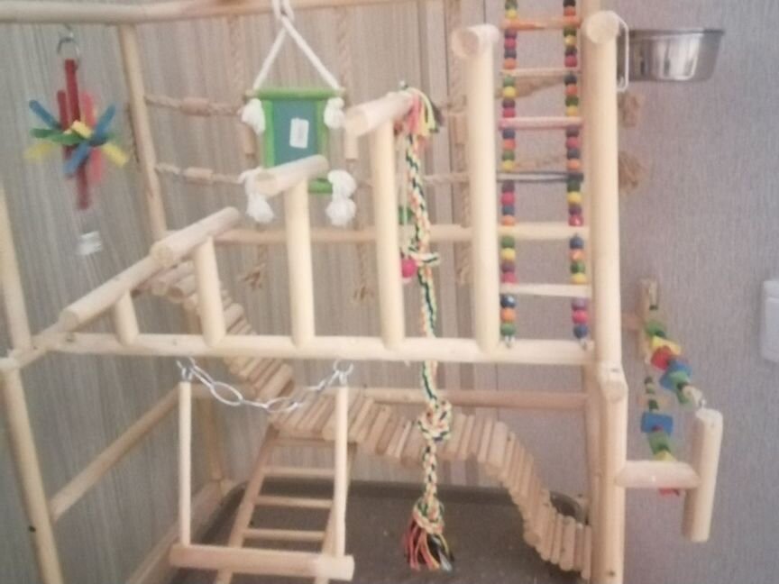 Игровой стенд для попугая