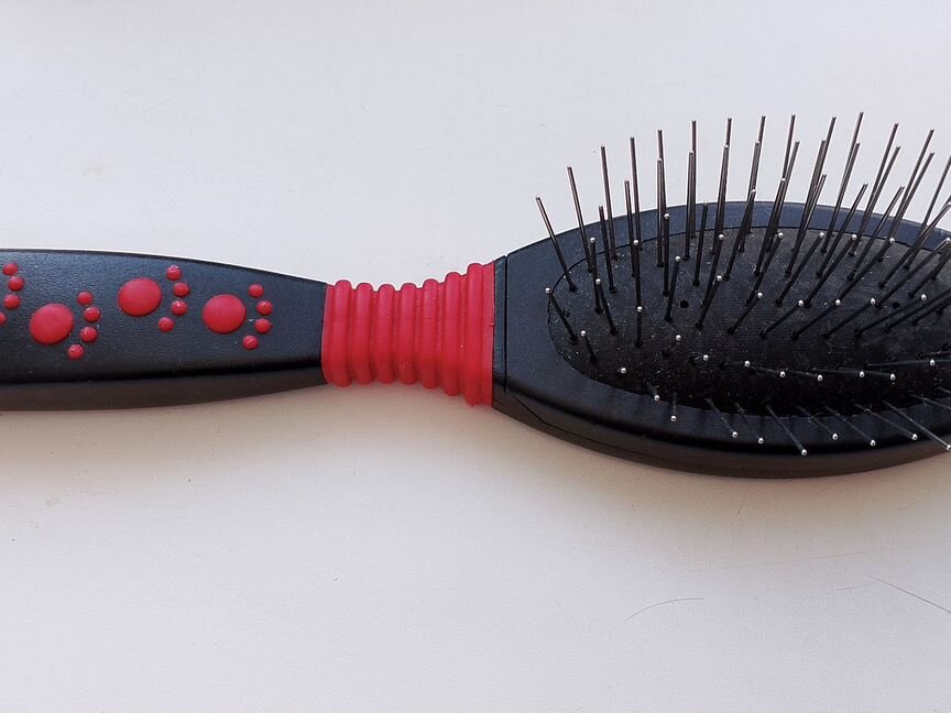 Расческа массажная для собак Hello Pet средняя