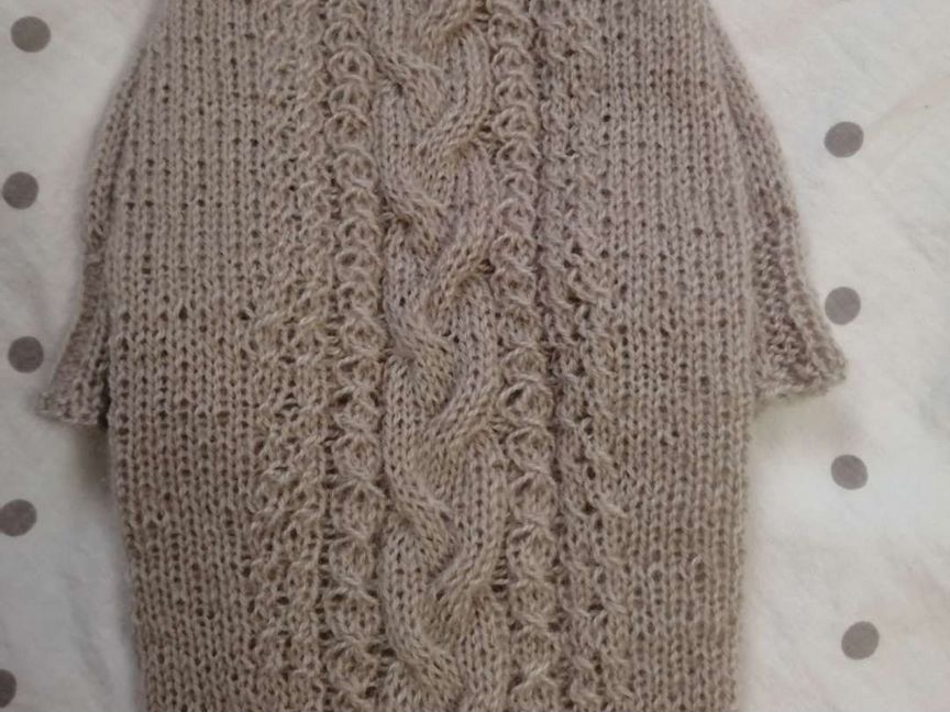 Свитерок для собаки ручной вязки