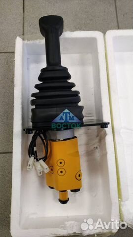Джойстик ZL50GN 252116731, 803090251 купить в Благовещенске Cummins | Авито