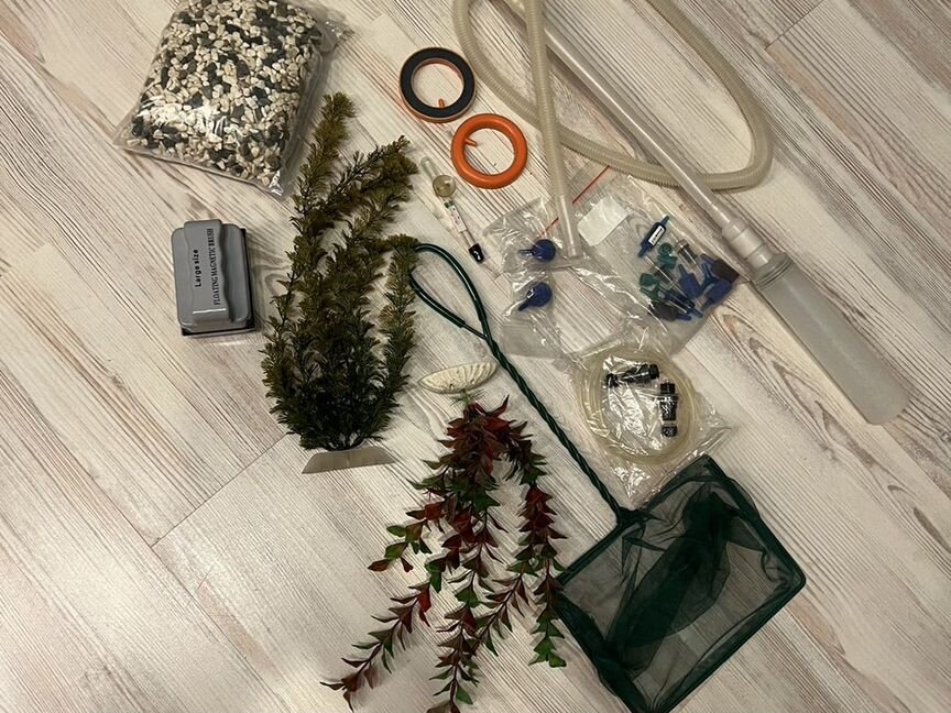 Грунт для аквариума 14кг и много всего