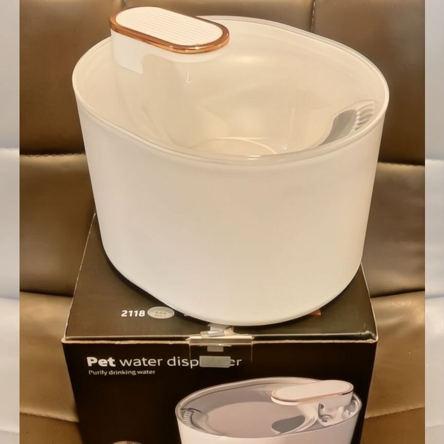 Фонтан поилка для кошек и собак