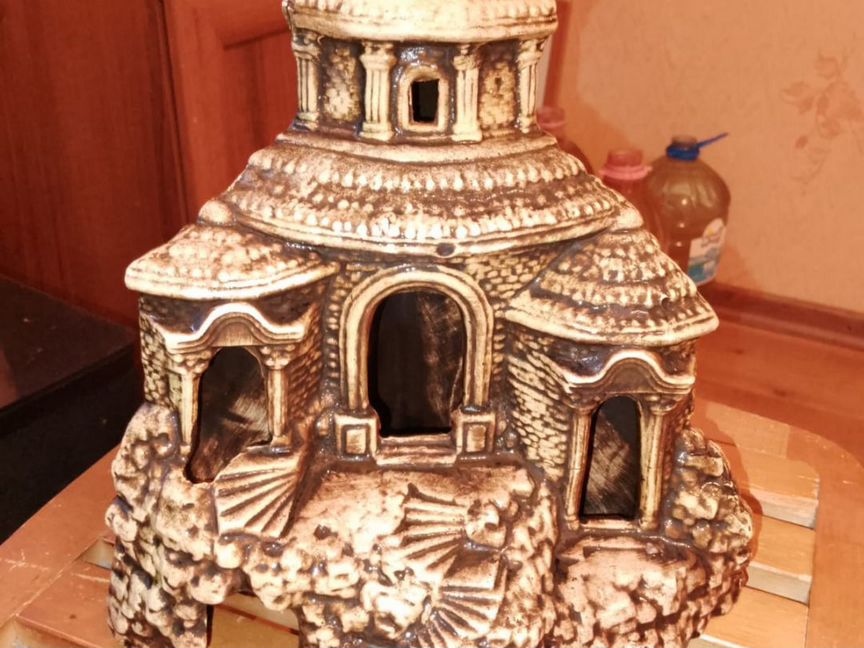 Керамическая фигура в аквариум