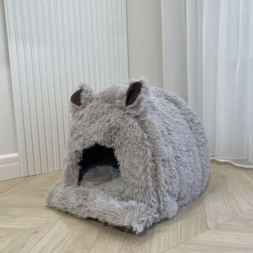 Плюшевый домик для кошек и собак