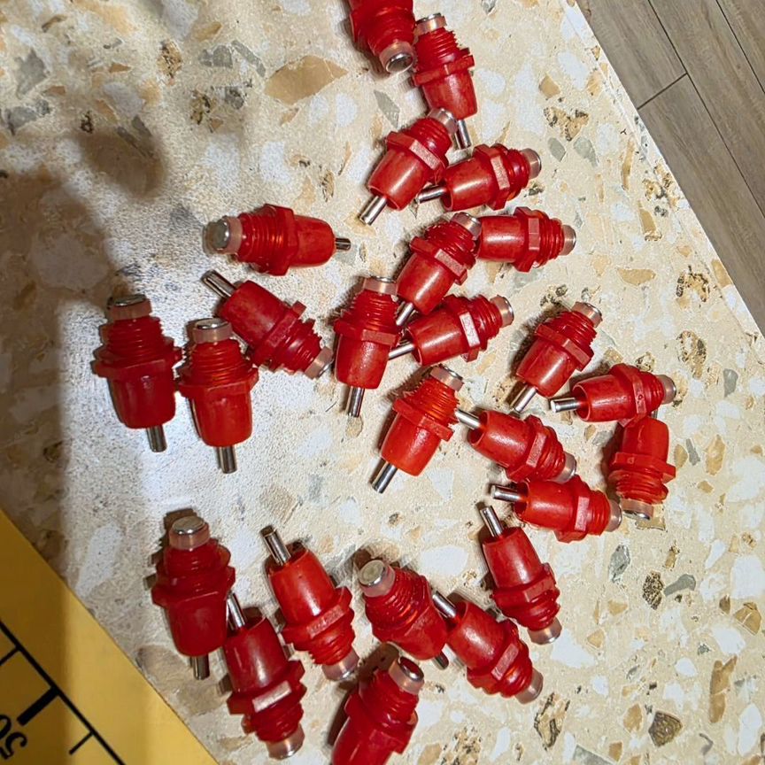 Капельная(ниппельная поилка для кур, цыплят