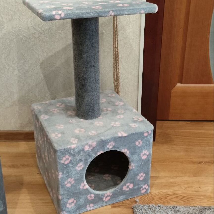 Домик для кошки с когтеточкой