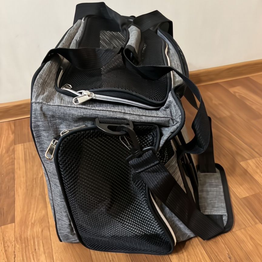 Переноска для животных в самолет