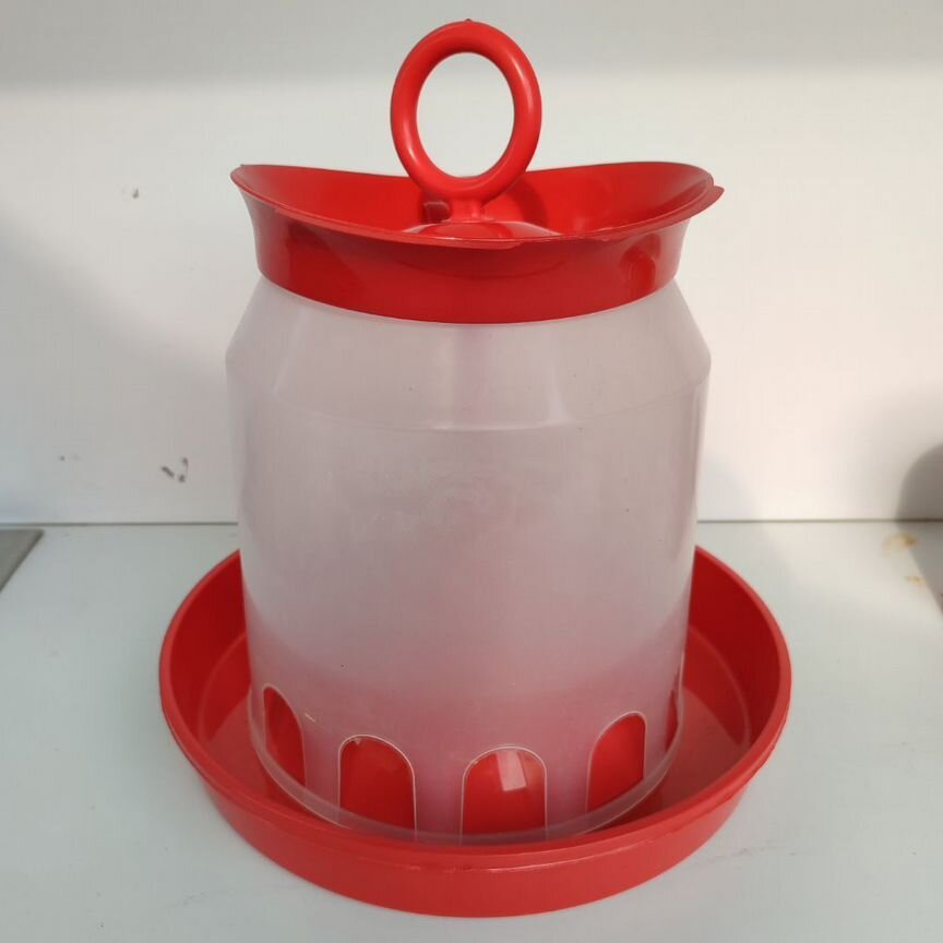 Кормушка для кур