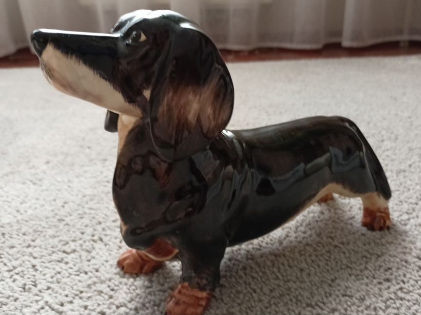 Фигурка такса