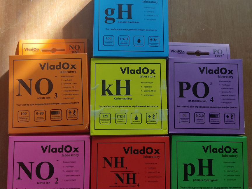 Набор тестов для аквариумной воды и корм